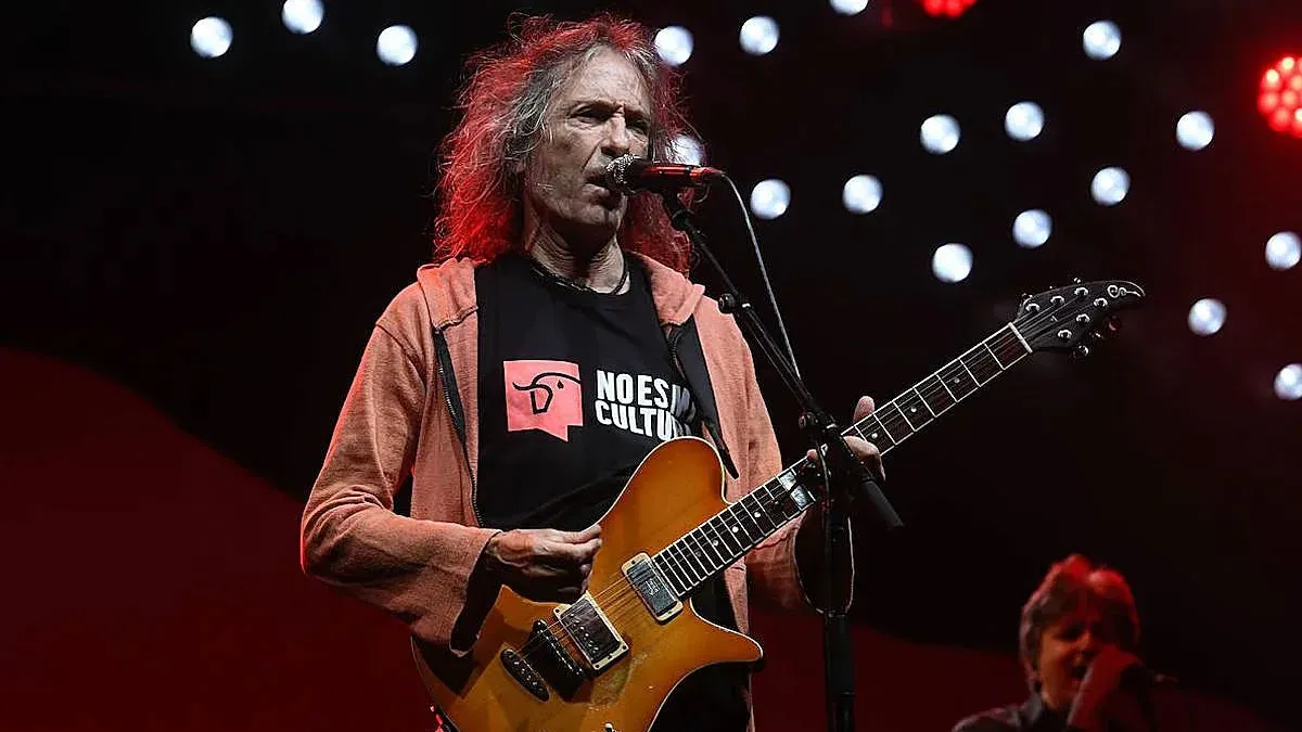 Cádiz rinde homenaje a Robe Iniesta con un concierto gratuito